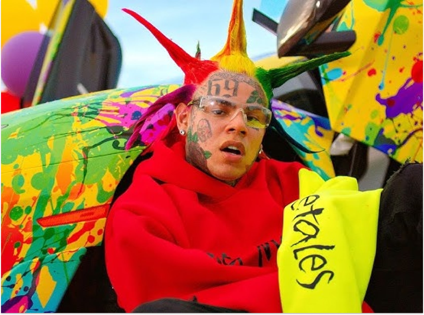 Coup de théâtre : 6ix9ine condamné à cause... d'un pote qui l'a balancé